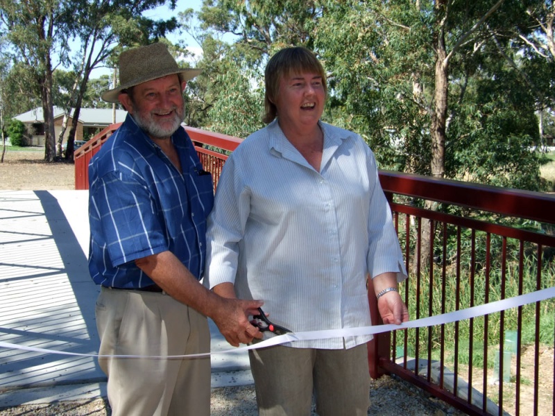 Official Opening of Red Footbridge, Honeysuckle Creek 2008 - Tim Mahar ...
